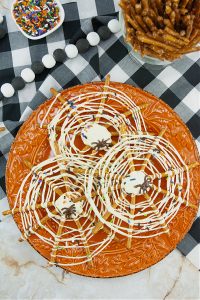 Spider Web Pretzel Snacks - Pam's Daily Dish
