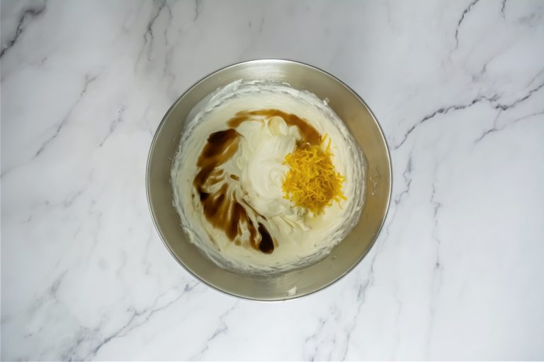 Mini No-Bake Cheesecake Parfaits - Pam's Daily Dish