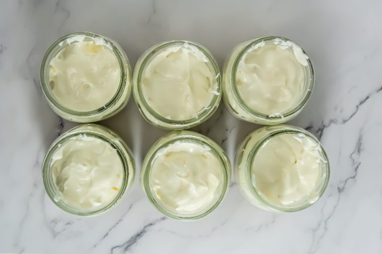 Mini No-Bake Cheesecake Parfaits - Pam's Daily Dish