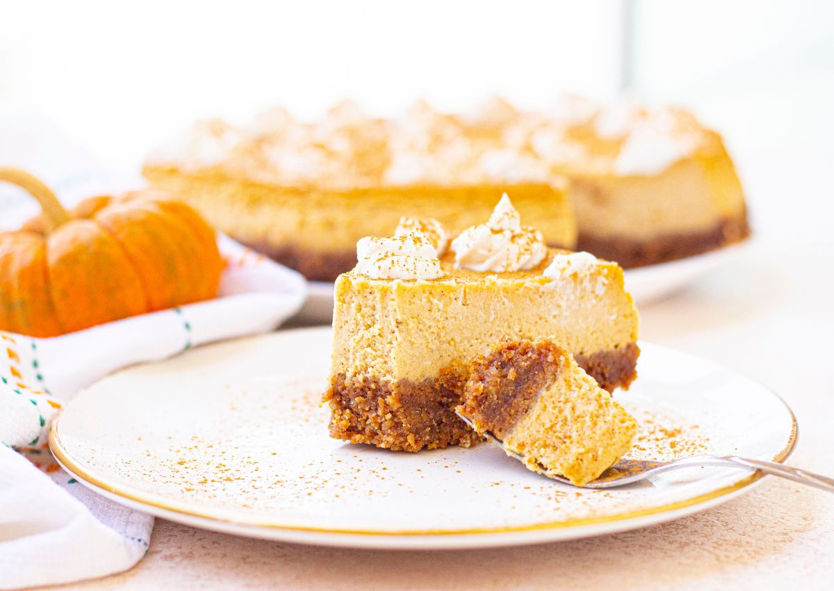 Pumpkin Cheesecake With Pecan Crust - Pam's Daily Dish